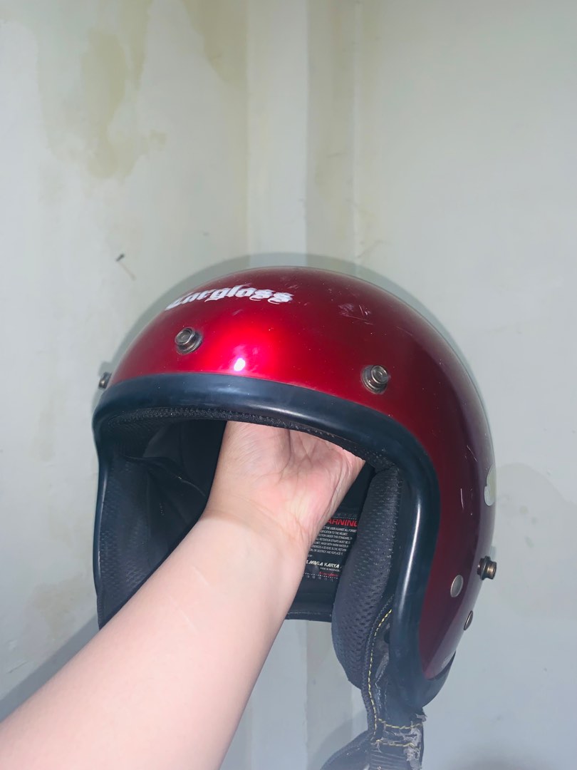 Helm cargloss ukuran M, Motor di Carousell