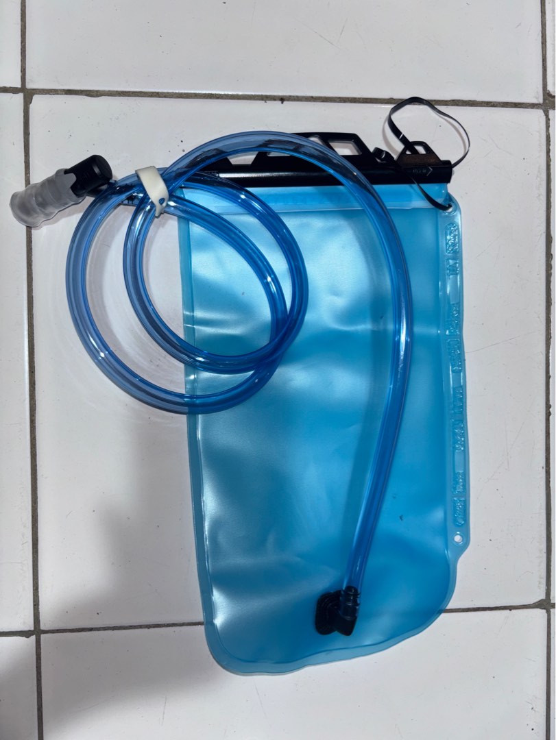 water bladder 1L (NEW), Olah Raga, Perlengkapan Olahraga Lainnya di ...