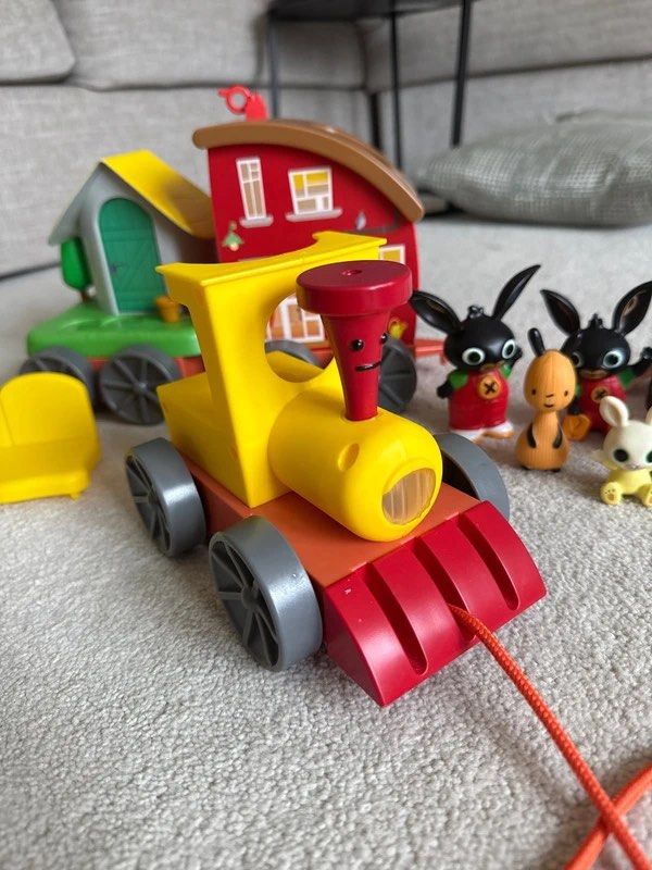 Bing train set house, Hobbies & Toys, Toys & Games on Carousell