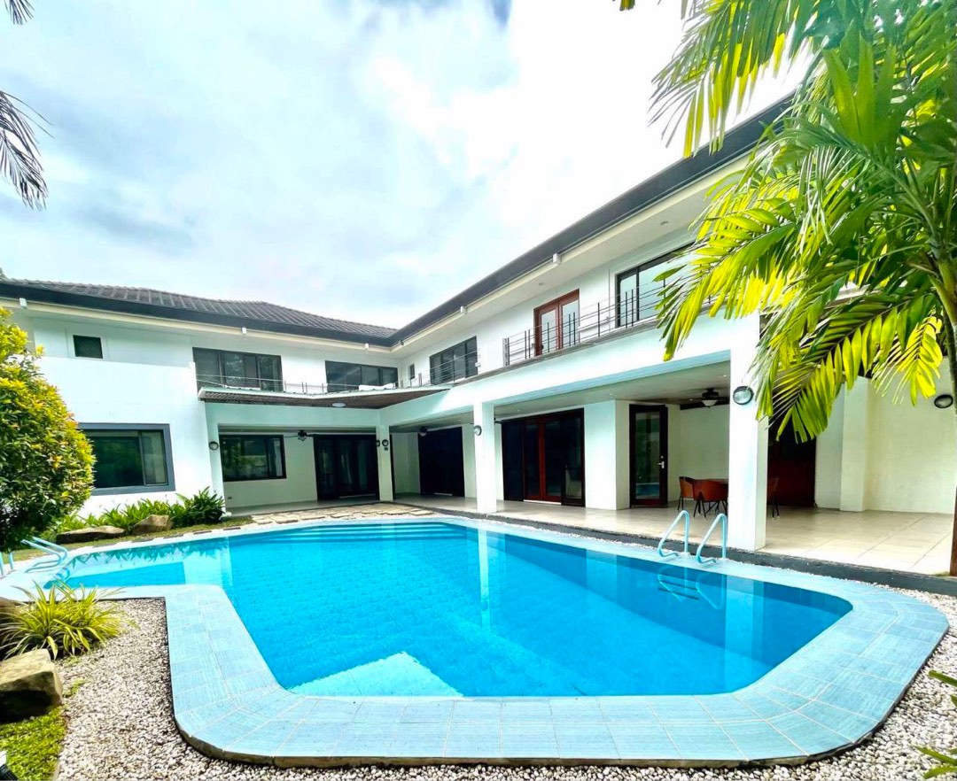 Dasmarinas Village Makati - 5 Bedroom House for Sale in Dasmarinas ...