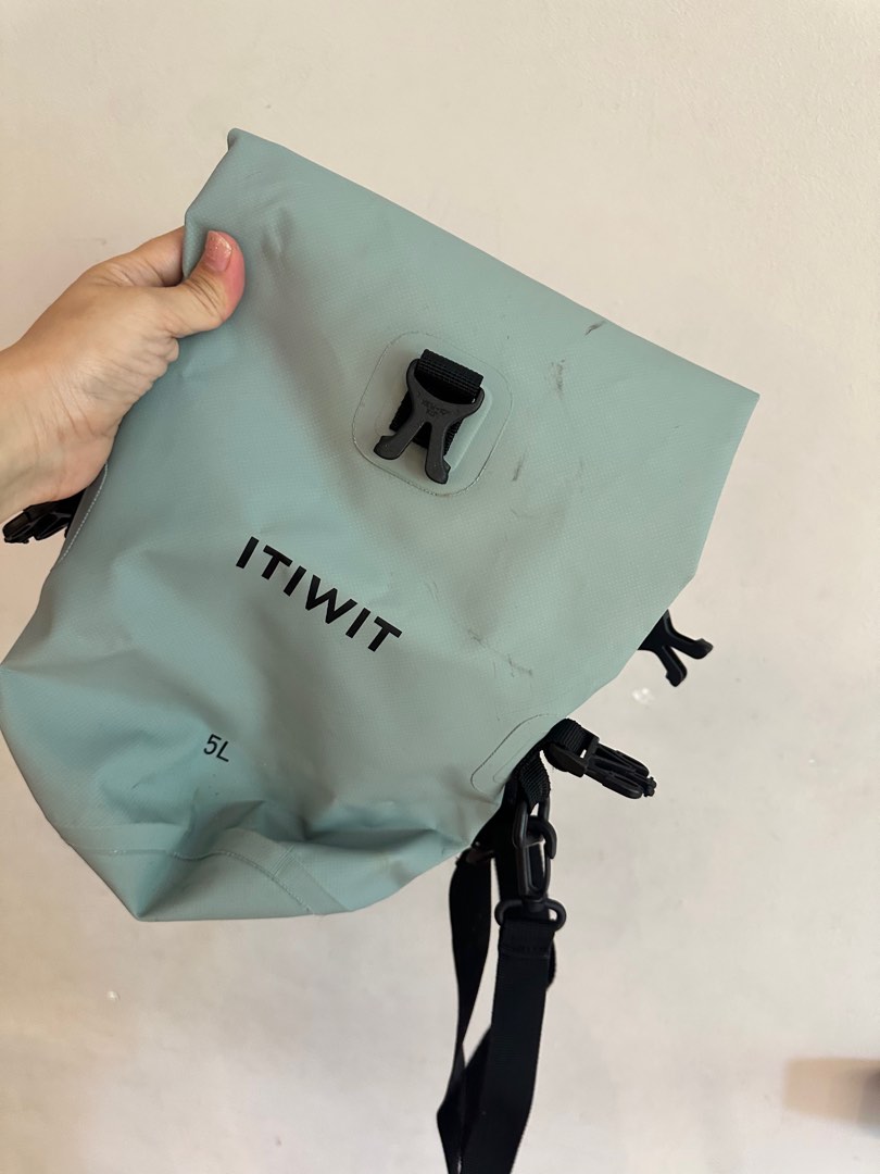 Itiwit 5L Waterproof Dry Bag, Sports Equipment, Other Sports Equipment ...