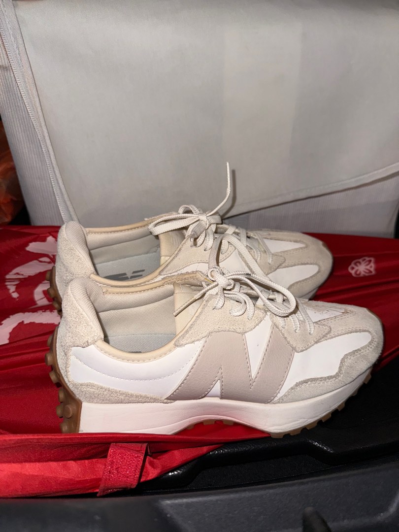 New balance, Women's Fashion, Footwear, Sneakers on Carousell