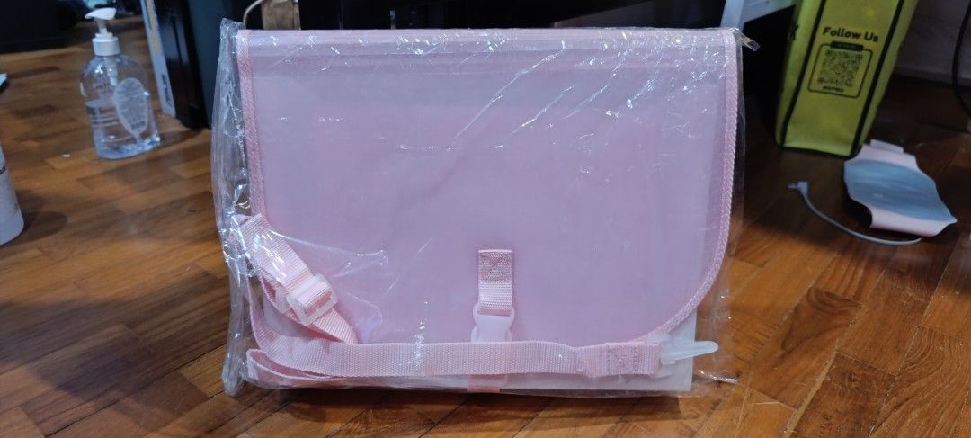 Pink Document Organizer with Shoulder Strap, Everything Else on Carousell