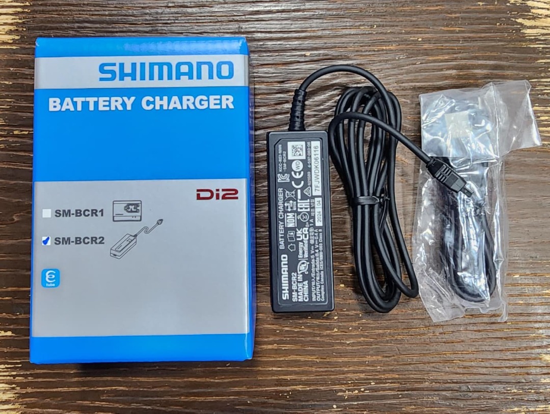 Shimano Di2 Battery Charger SM-BCR2, Sports Equipment, Bicycles & Parts ...