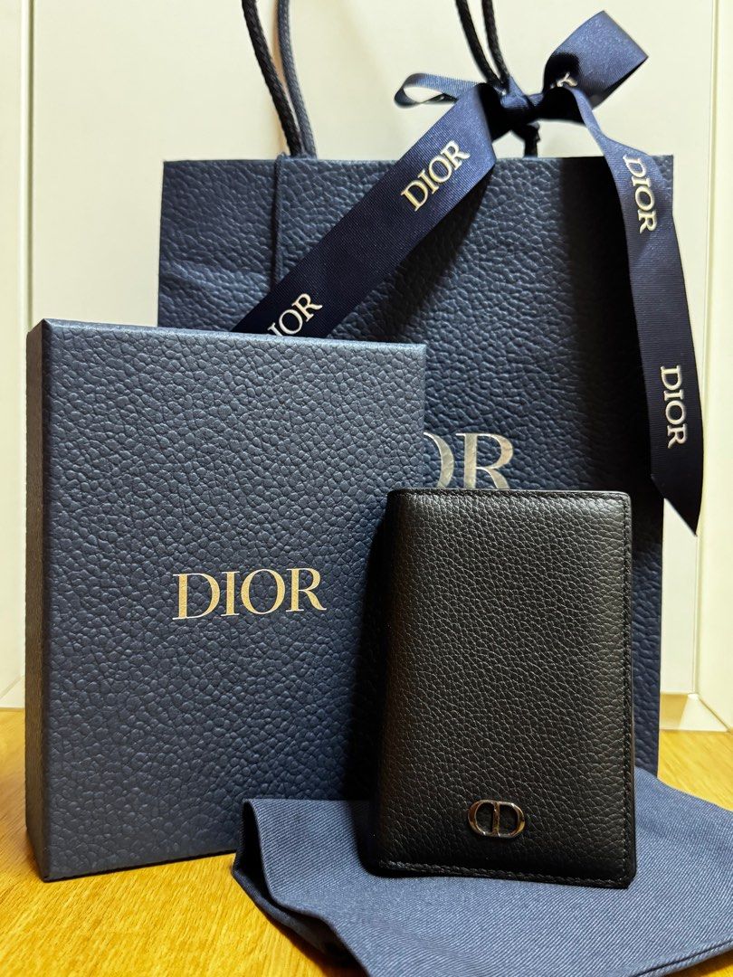 DIOR ICON CARD HOLDER, Luxury, Bags & Wallets on Carousell