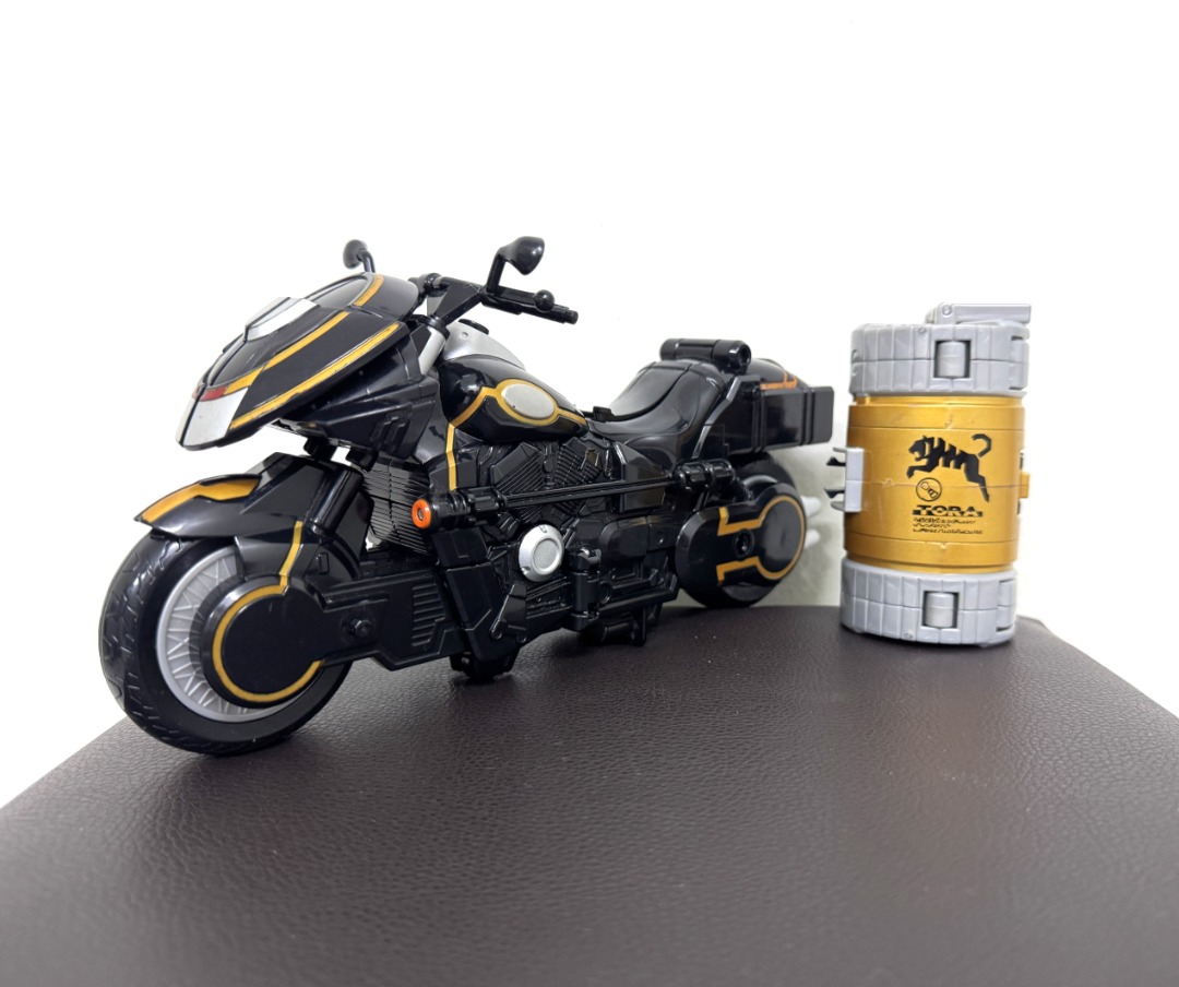 Kamen Rider OOO Kamen Rider Birth DX Stride Vendor RideVendor & DX Tora ...