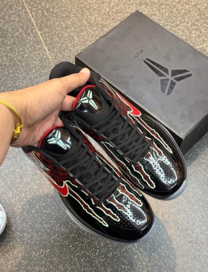 Kobe 5 X Ray 💪🔑💯, Men's Fashion, Footwear, Sneakers on Carousell