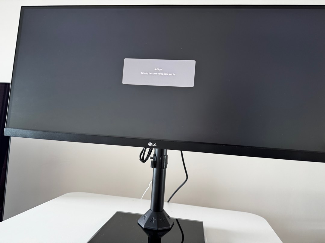 LG Ultrawide 29 WN600-W, 電腦＆科技, 電腦周邊及配件, 電子屏幕 - Carousell