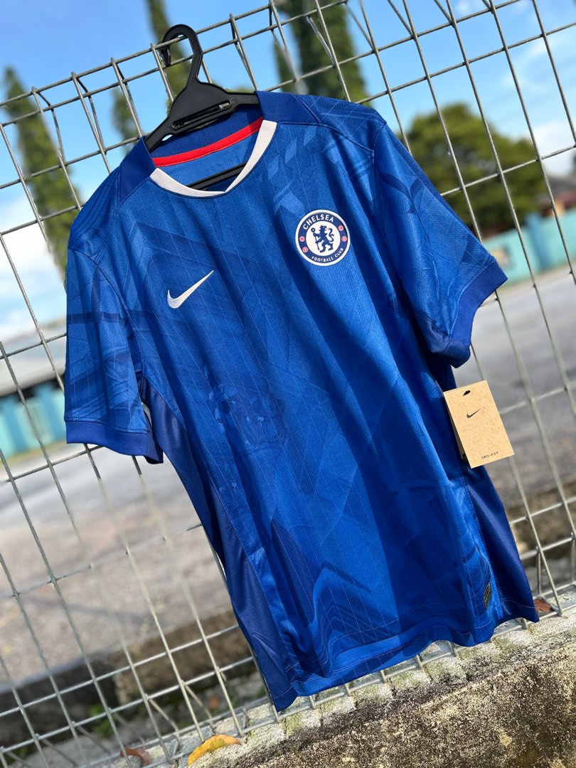 Nike Chelsea FC 2025/26 Home Kit, Men's Fashion, Activewear on Carousell
