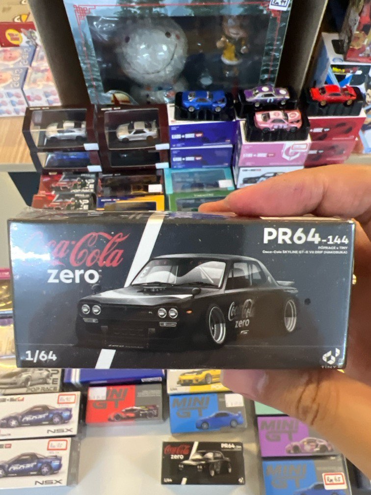 Pop race skyline gt-r v8 drift coca-cola, Hobbies & Toys, Toys & Games ...