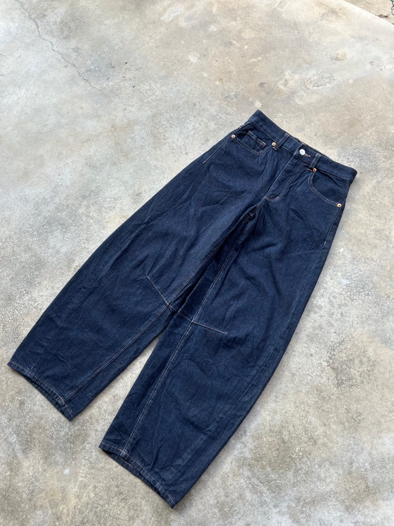 Gu barrel jeans, Men's Fashion, Bottoms, Jeans on Carousell