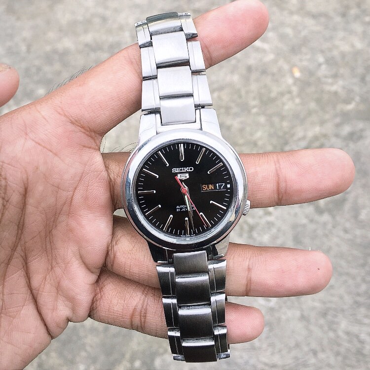 Seiko 5 SNKA07 Model Black Dial, Luxury, Watches on Carousell