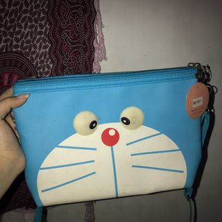 dompet doraemon kecil