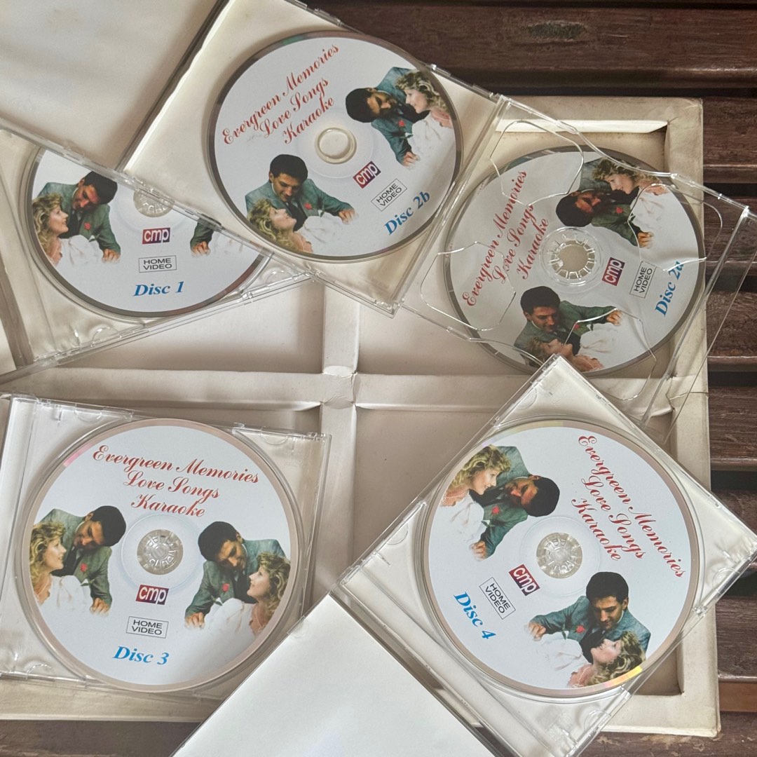 CD Evergreen Memories 79 Love Songs Karaoke, Musik & Media, CD, DVD ...