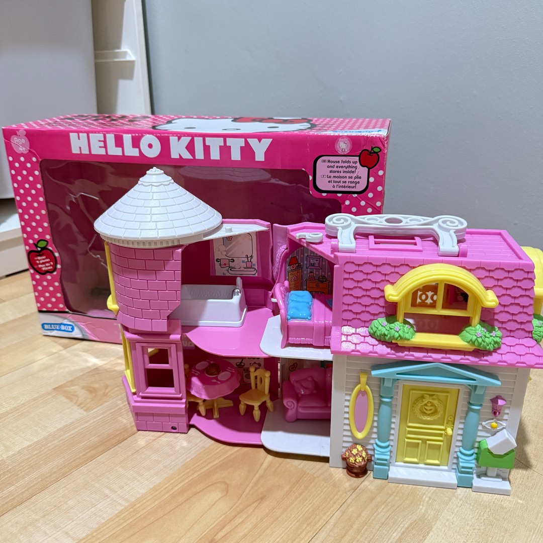 Hello Kitty Victorian Doll House, Hobbies & Toys, Toys & Games on Carousell