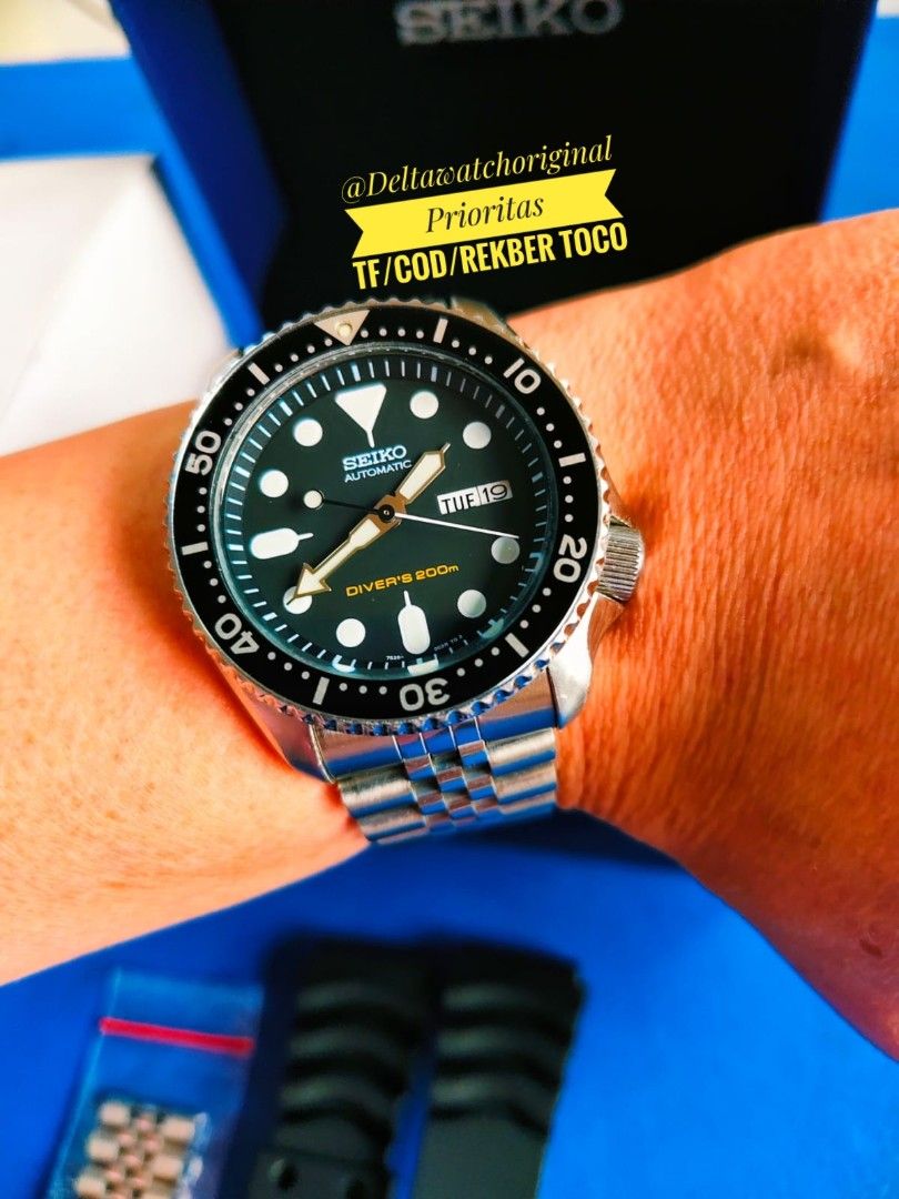 Seiko SKX007 SKX007K2 Bond 007 Legend Black Dial Automatic Diver 200m Original, Fesyen Pria, Jam ...