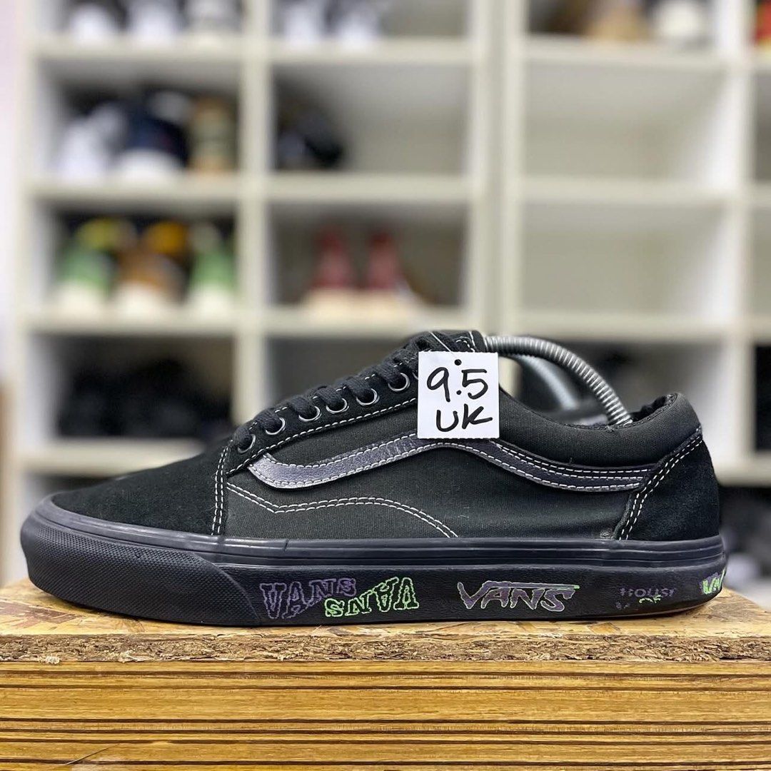 VANS OLD SKOOL LIVE AT HOV, Men's Fashion, Footwear, Sneakers on Carousell