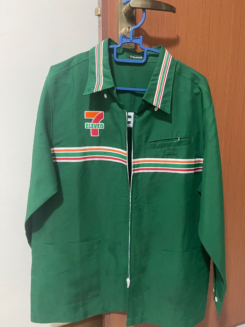 RARE 7-Eleven Green Jacket (7-11), Men's Fashion, Coats, Jackets and Outerwear on Carousell