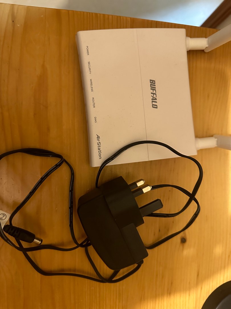 BUFFALO router 300mbp, 電腦＆科技, 電腦周邊及配件, Wifi及上網相關產品 - Carousell