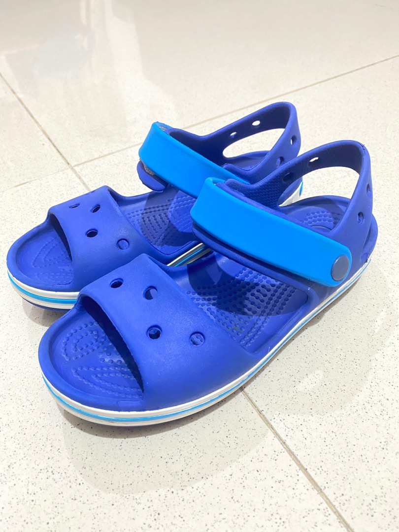Crocs anak unisex size C13, Bayi & Anak, Lainnya di Carousell