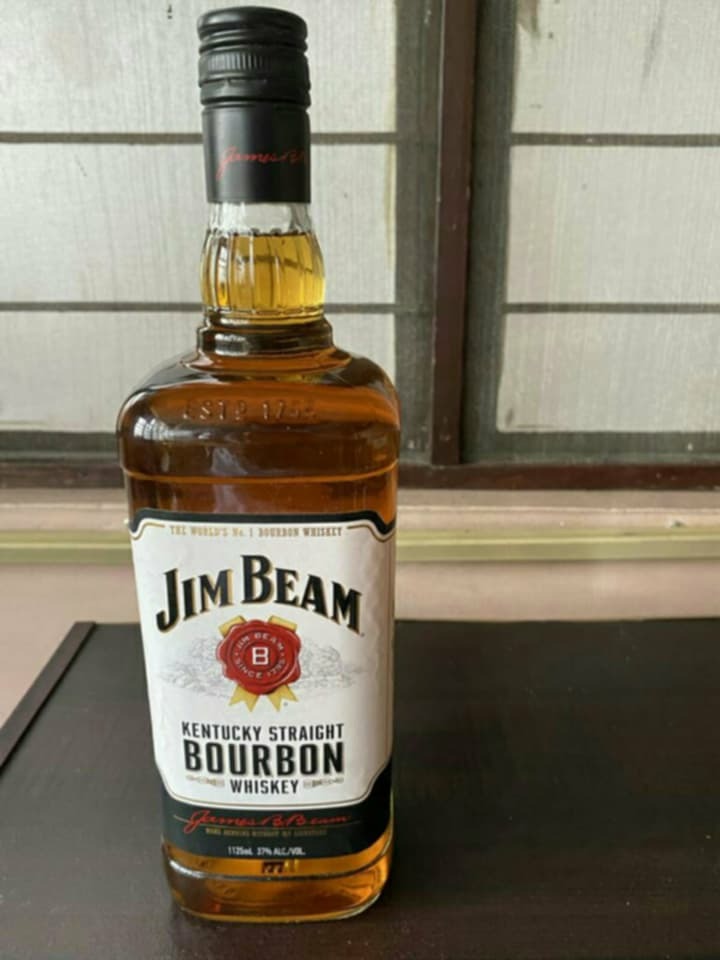 Jim Beam Kentucky Straight Bourbon Whiskey (1.125L), Food & Drinks ...