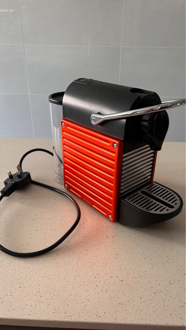 Nespresso C60, TV & Home Appliances, Kitchen Appliances, Coffee ...