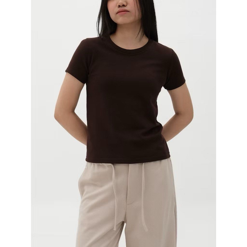NEW WITH TAG brown basic tee / basic top hulm not zara hnm berskha pull ...