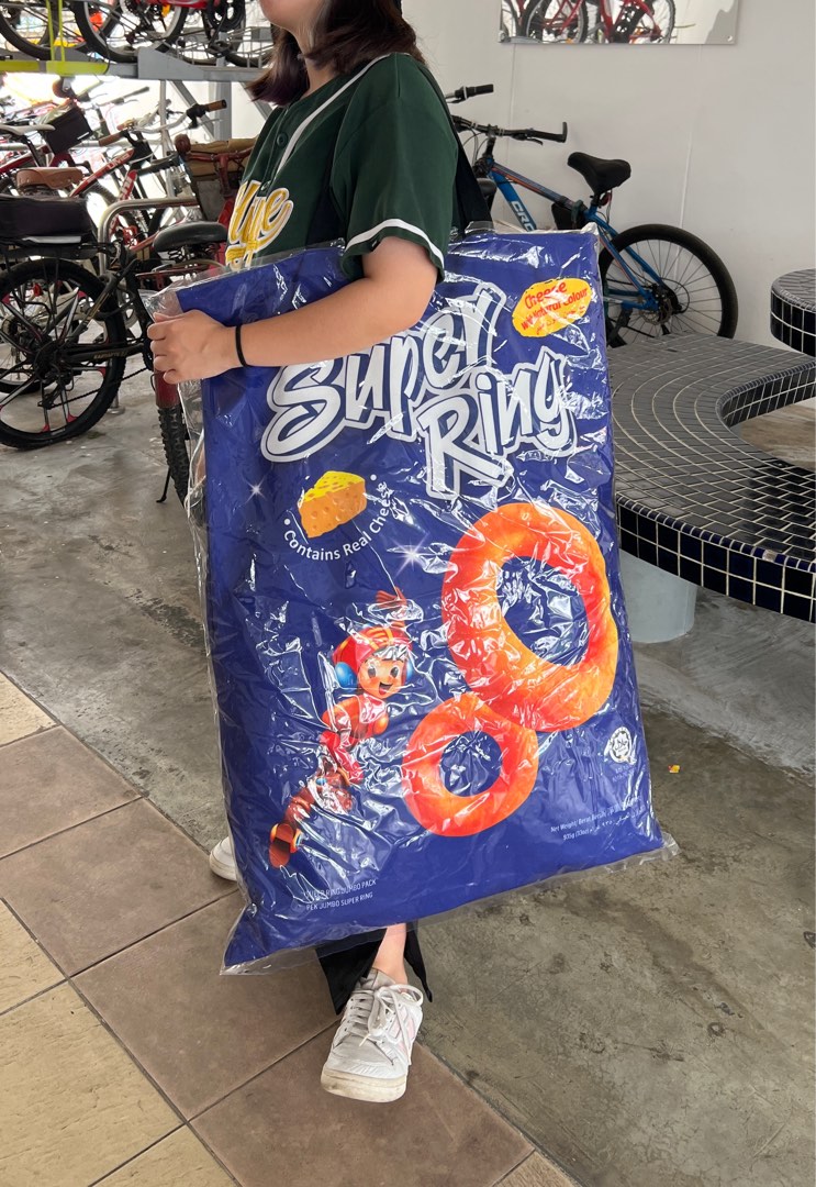 (Official) GIANT Super Ring Tote Bag, Women's Fashion, Bags & Wallets ...
