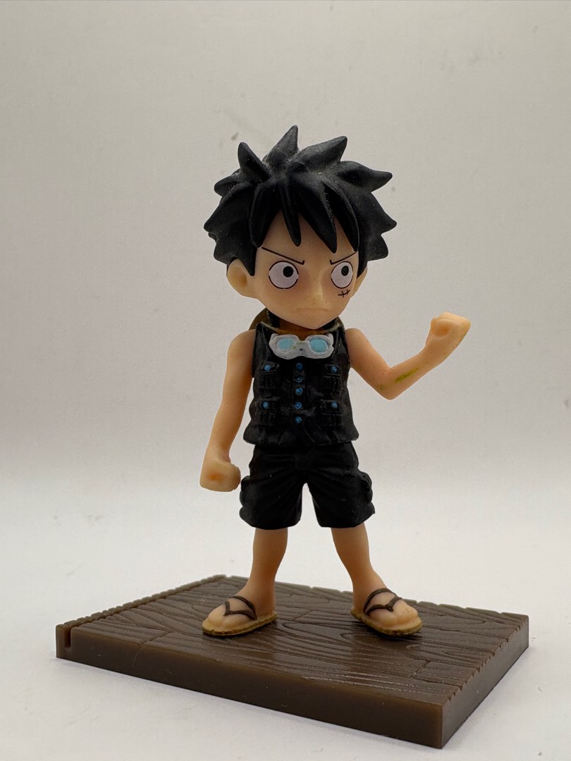 One Piece Monkey the Luffy Film Gold Mini Figure, Hobbies & Toys, Toys ...