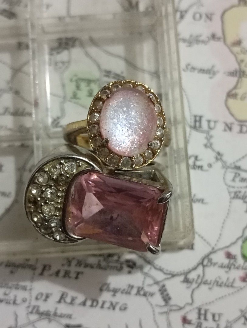 Pink stone rings 2 pcs, Women's Fashion, Jewelry & Organizers, Rings on ...