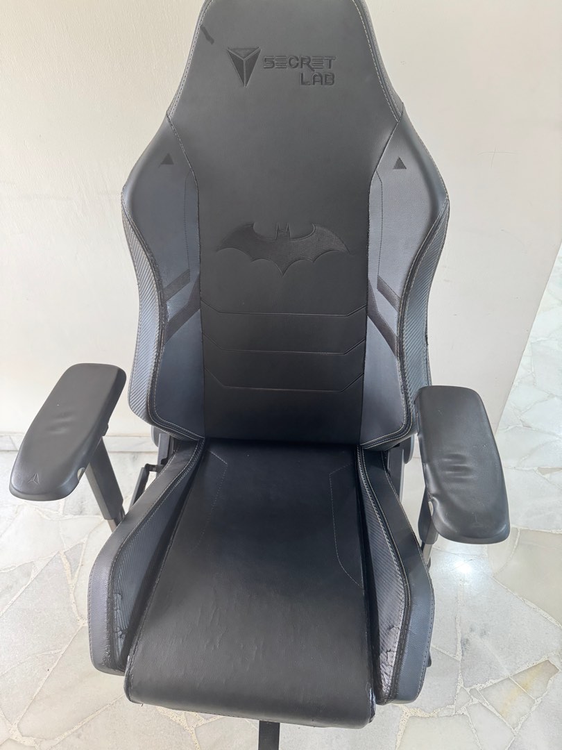 Secretlab Batman Edition, Furniture & Home Living, Furniture, Chairs on ...