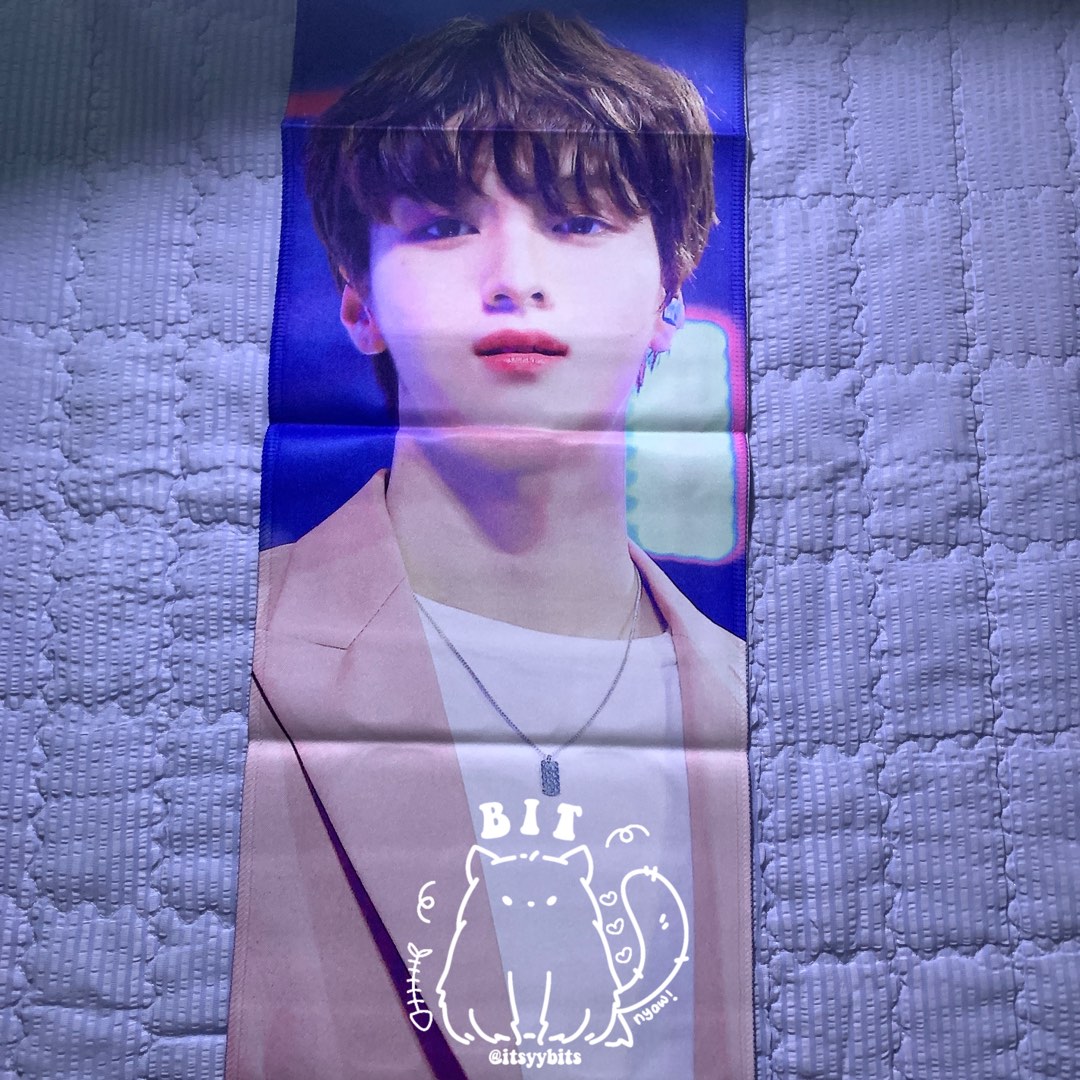 X1 Cha Jun Ho, K-Wave di Carousell