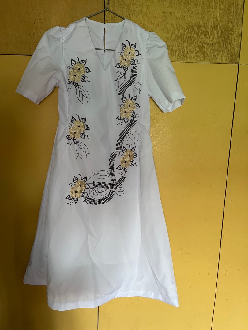 barong white dress with flowers burda, Women's Fashion, Dresses & Sets ...
