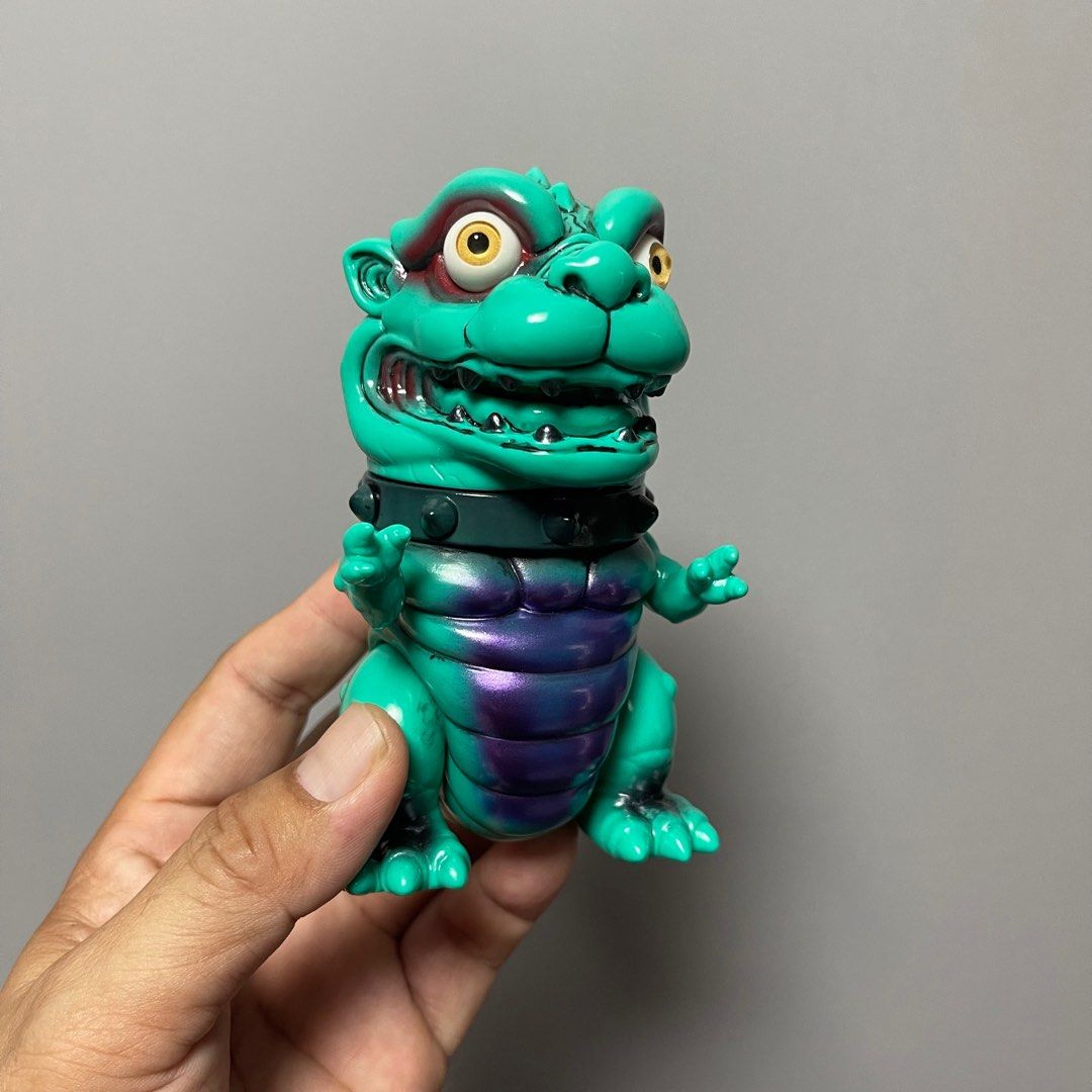 Nicolas Lestang Jr Dagonzilla sofubi sofvi. Instinctoy labubu molly Marusan toy bullmark ...