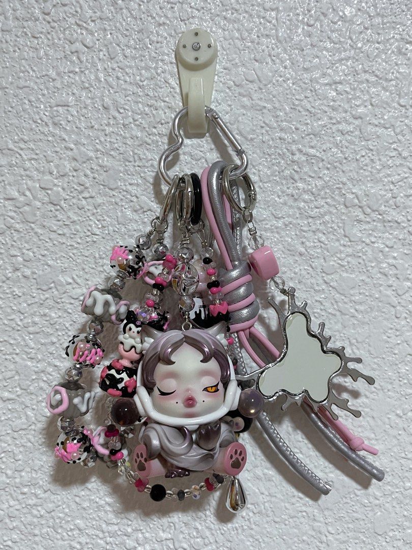 Popmart Original Skullpanda: The Mare of Animals: The Fox and Tell Me ...