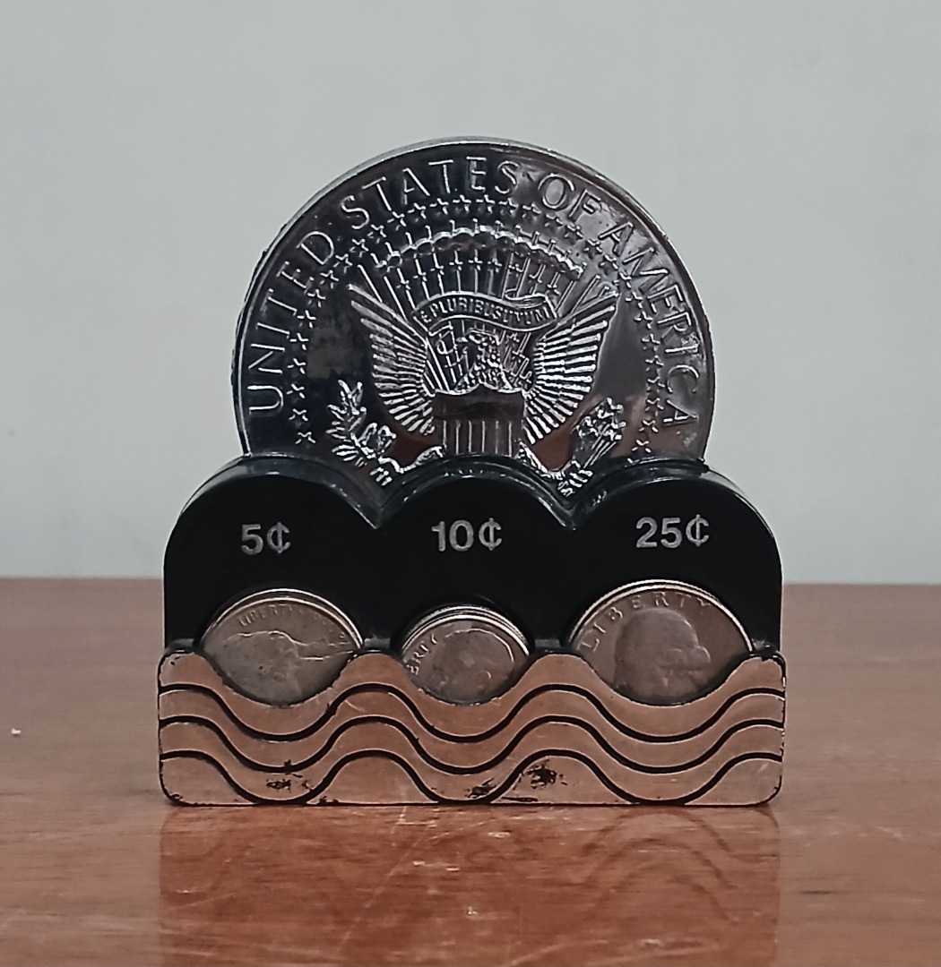 Title: Vintage 80s-Style U.S. Coin Dispenser w/ 32 Authentic Coins ...