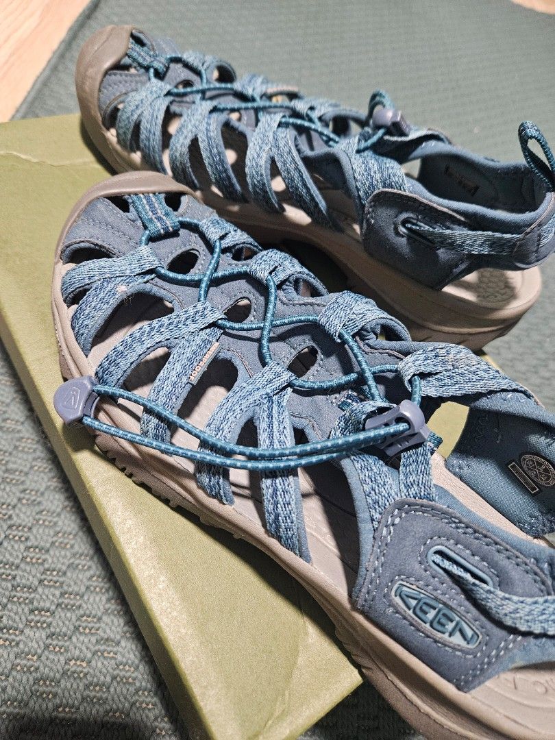 Keen Whisper Smoke Blue, Sports Equipment, Hiking & Camping on Carousell