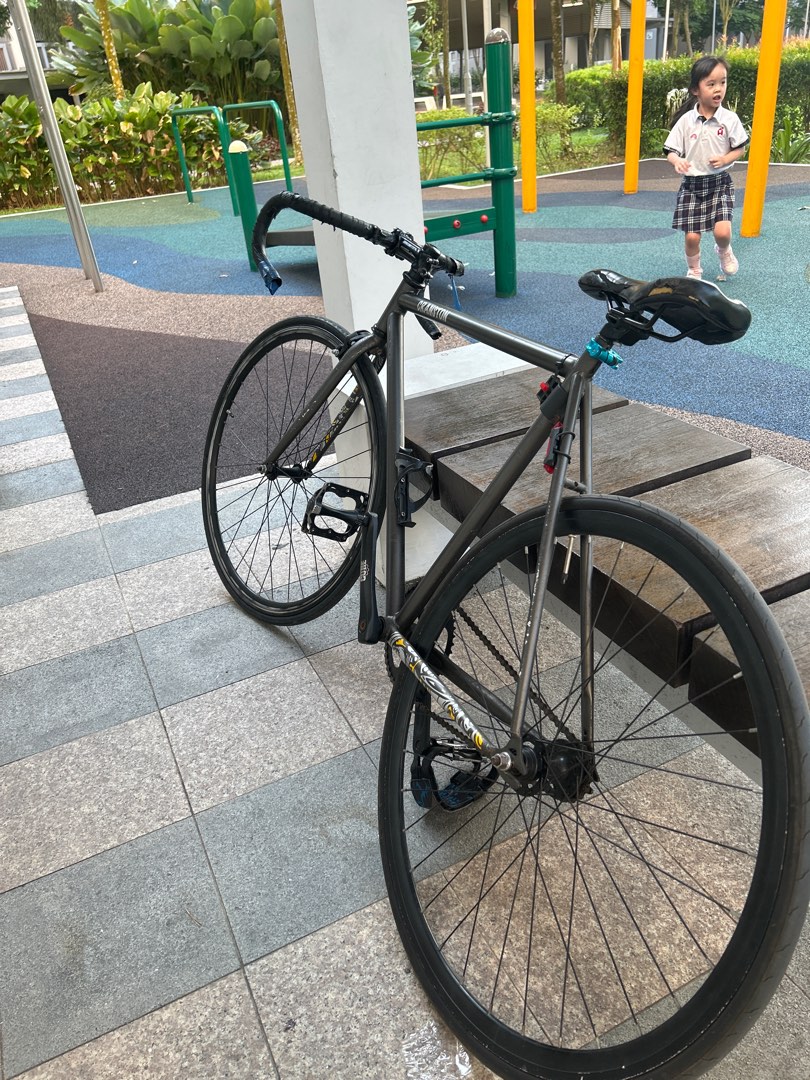 Granston Fixie Bike - Grey, Sports Equipment, Bicycles & Parts ...