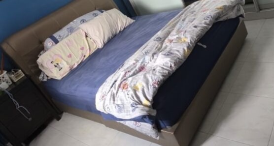 Queen Size And Sing Bed Frames and Mattress, Furniture & Home Living ...
