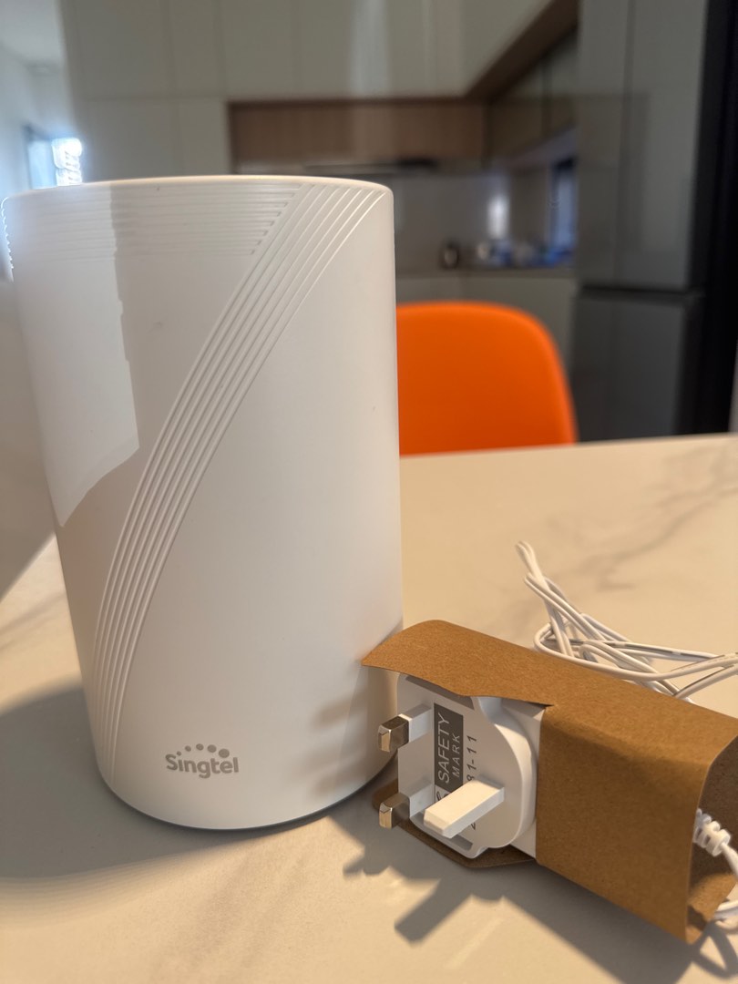 Singtel TP-Link WiFi 7 Router HB611-SGST, Computers & Tech, Parts ...