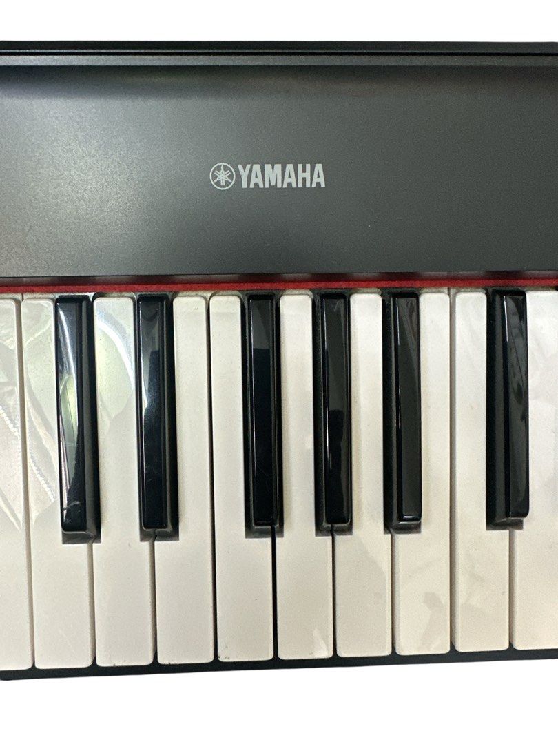 Yamaha Piaggero NP11 61-Key Lightweight Compact Portable Keyboard w ...