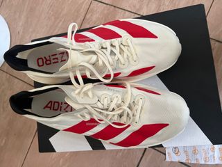 Adidas Adizero Adios Pro 4 JR6373, 男裝, 鞋, 便服鞋 - Carousell