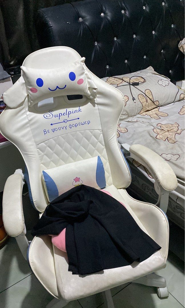 Kursi gaming, Barang Yang Dicari di Carousell