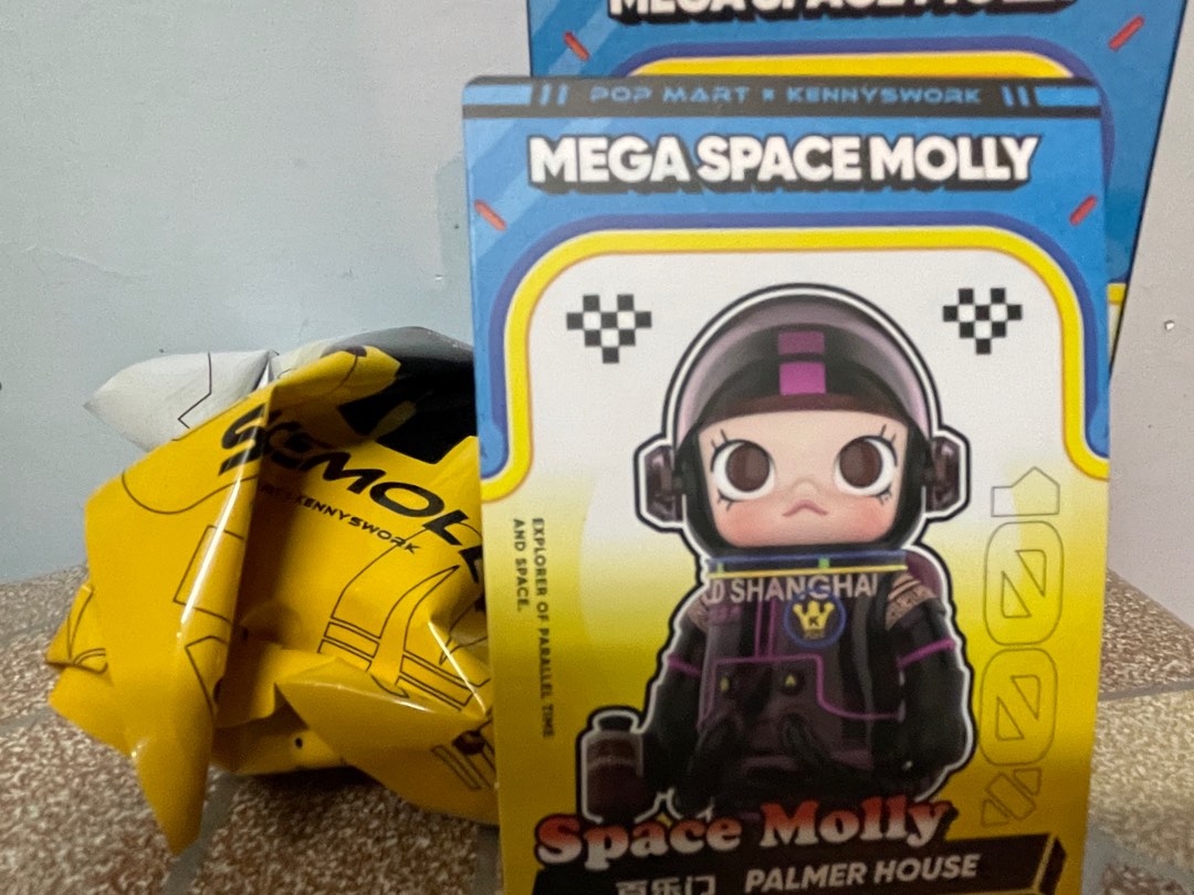 Popmart Mega Sapce Molly 100%周年系列4 百樂門, 興趣及遊戲, 玩具 & 遊戲類 - Carousell