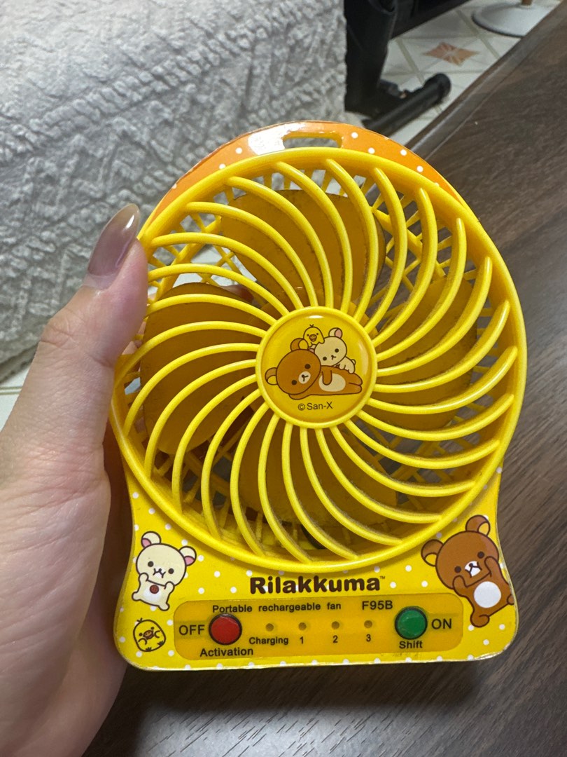 Rilakkuma F95B Portable Rechargeable Fan, 家庭電器, 其他家庭電器 - Carousell