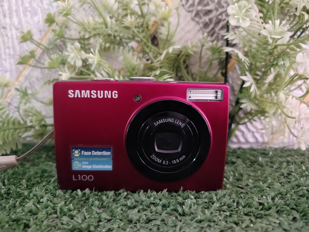 Samsung L100 8.2 megapixel face detention, Photography, Cameras on ...