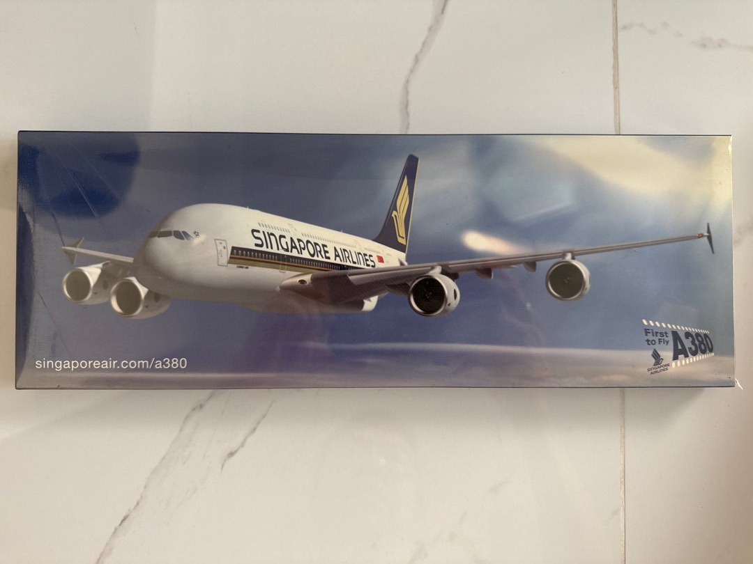 Singapore Airlines A380 Model Airplane, Hobbies & Toys, Toys & Games on ...