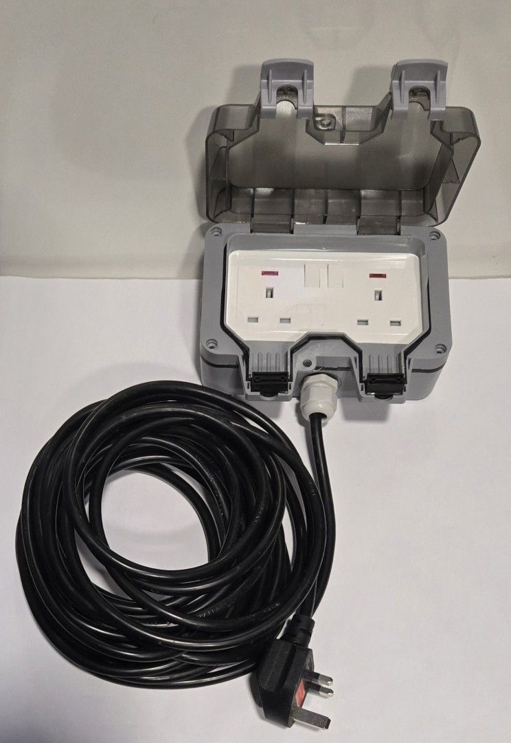 Weatherproof Outdoor Dual AC Sockets with 9.8M Cable and Weatherporrof ...