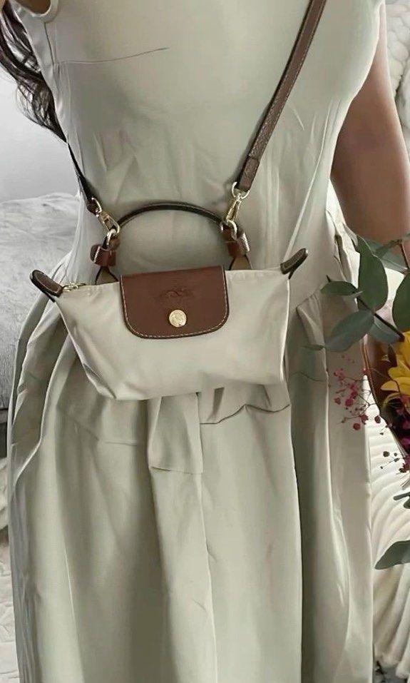 Longchamp Le Pliage Classic Mini Pouch with Sling in Paper — 🎌, Women's ...