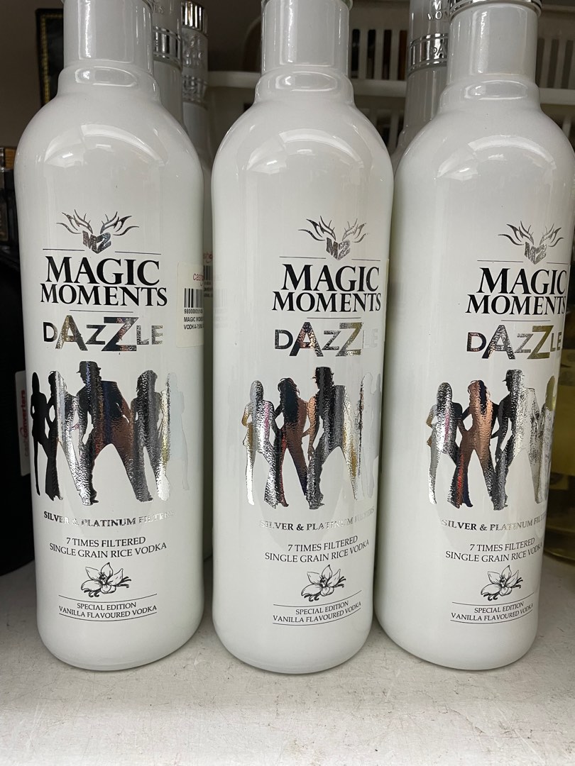 Magic Moments Dazzle Vodka 750ml Vanilla Flavoured, Food & Drinks ...
